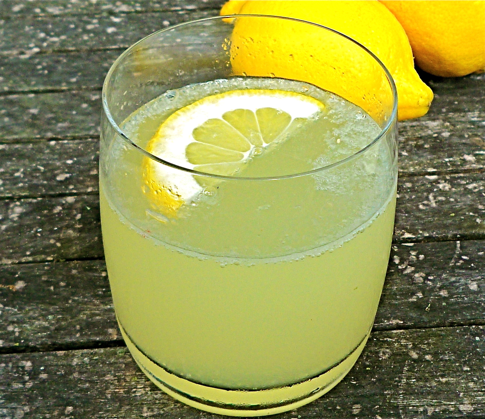 Tuscan Lemonade | The Seasonal Gourmet